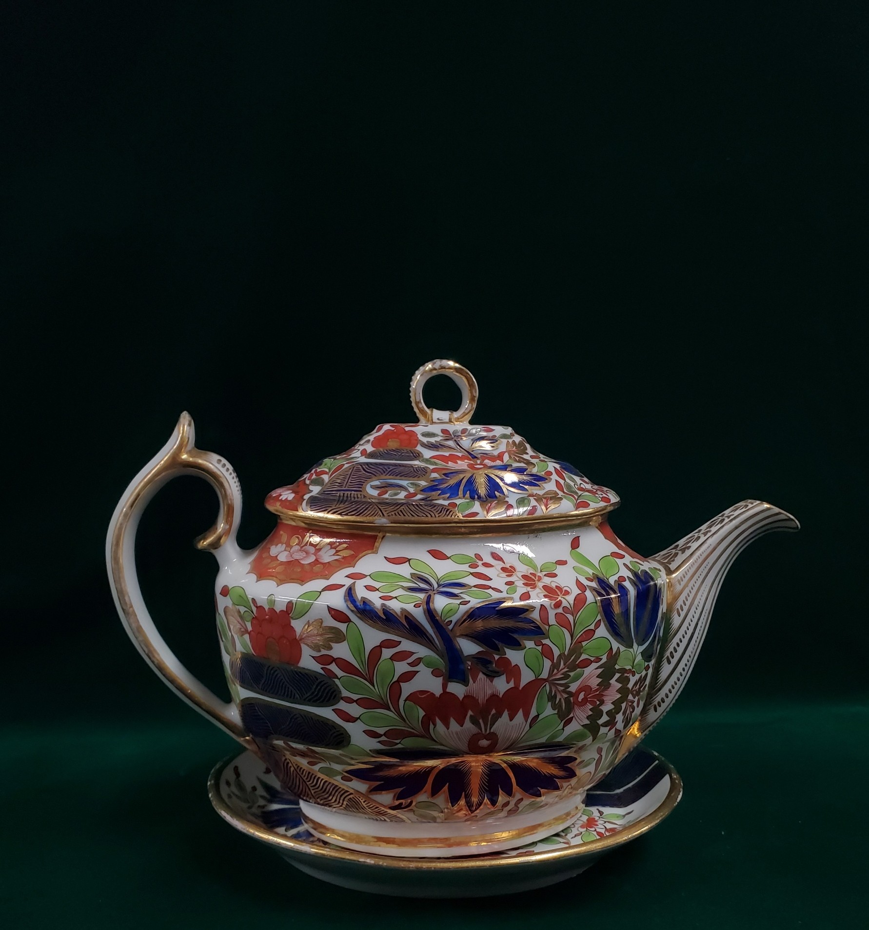Teapot, Cover, and Stand (From Tea and Coffee Service) - Cheekwood